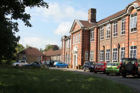 Welcome to Imberhorne School | Imberhorne School
